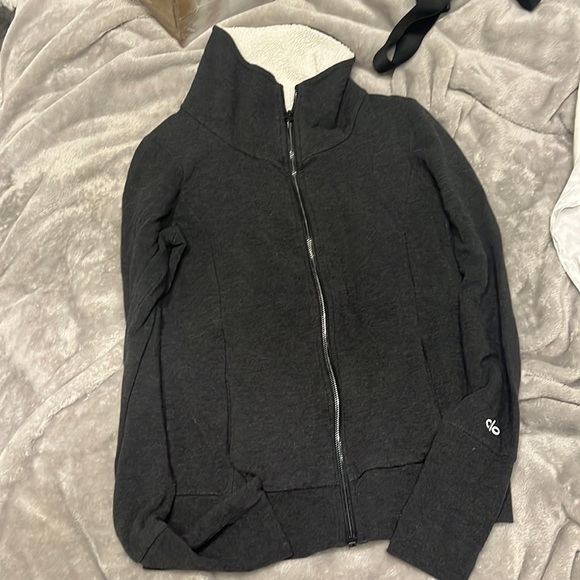 Tops | Alo Yoga Zip Up | Poshmark